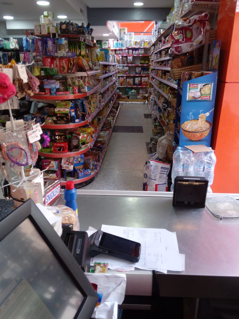 **À Vendre : Supermarché avec Fond de Commerce et Murs à Bouskoura ...